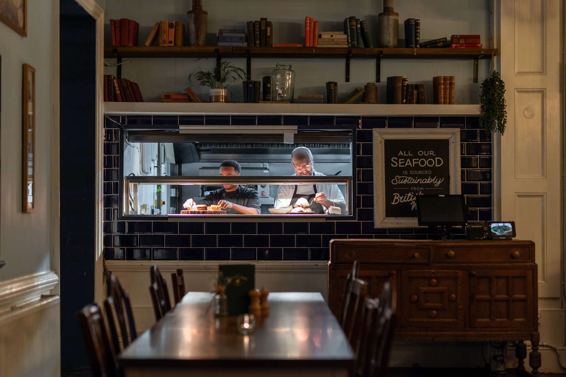 The County Arms | pub | Wandsworth Common | Young's Pubs
